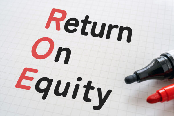 ROE(自己資本利益率)の目安とは？業種別の基準や計算方法について|CxOgroup